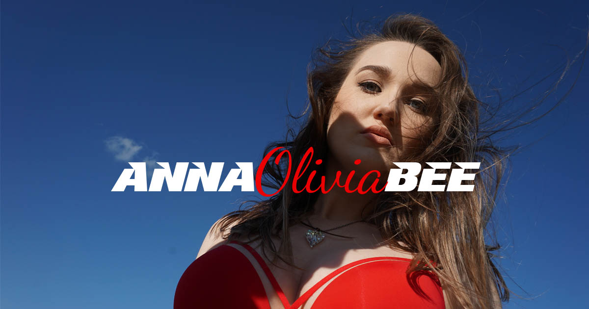 Anna Olivia Bee - Fit Motivator